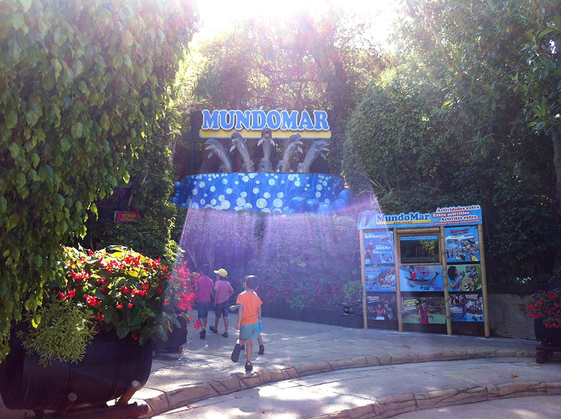 Qué ver en el Parque de atracciones MundoMar de Benidorm en familia ...